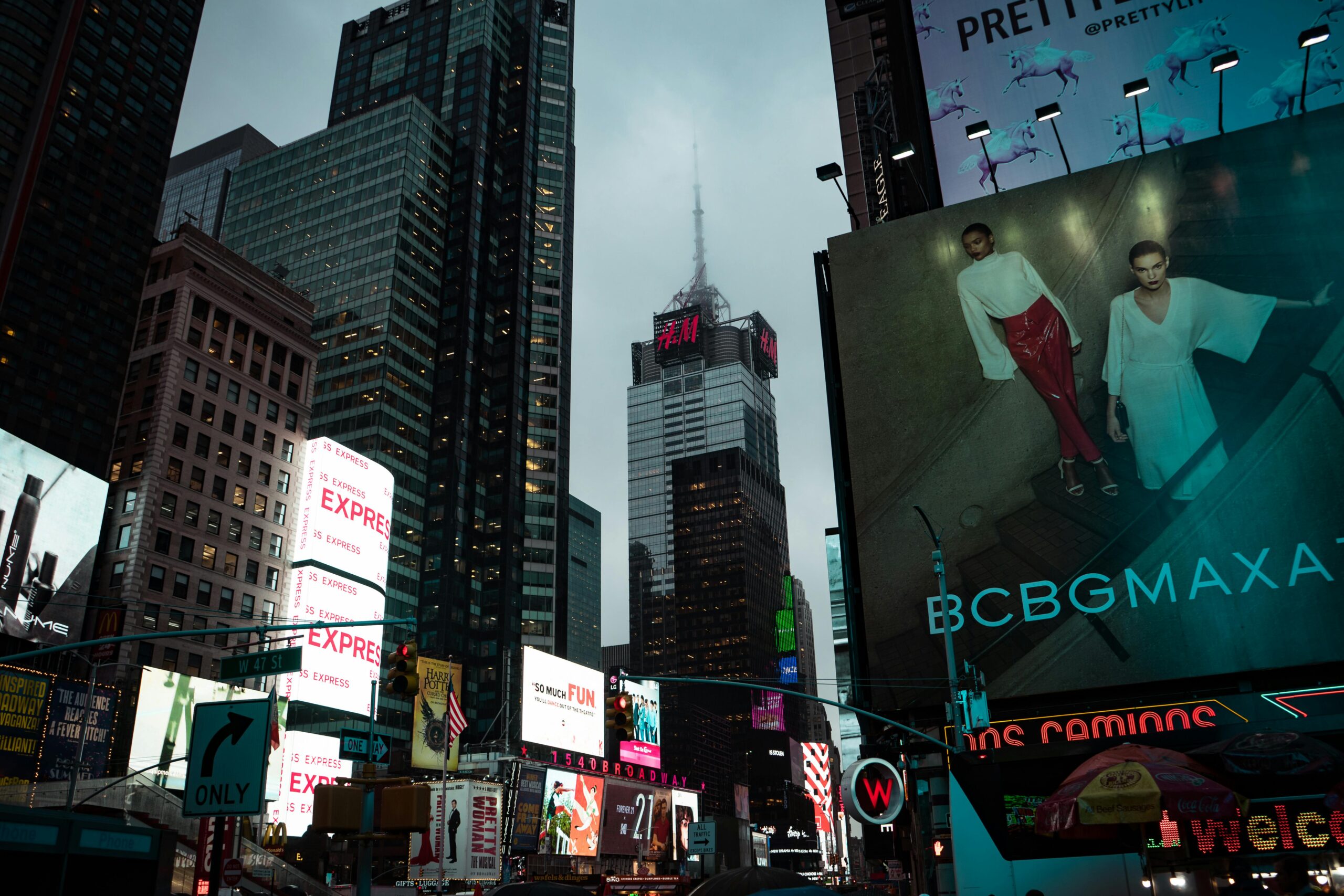 Billboard Design Best Practices: Creating Eye-Catching Displays ...